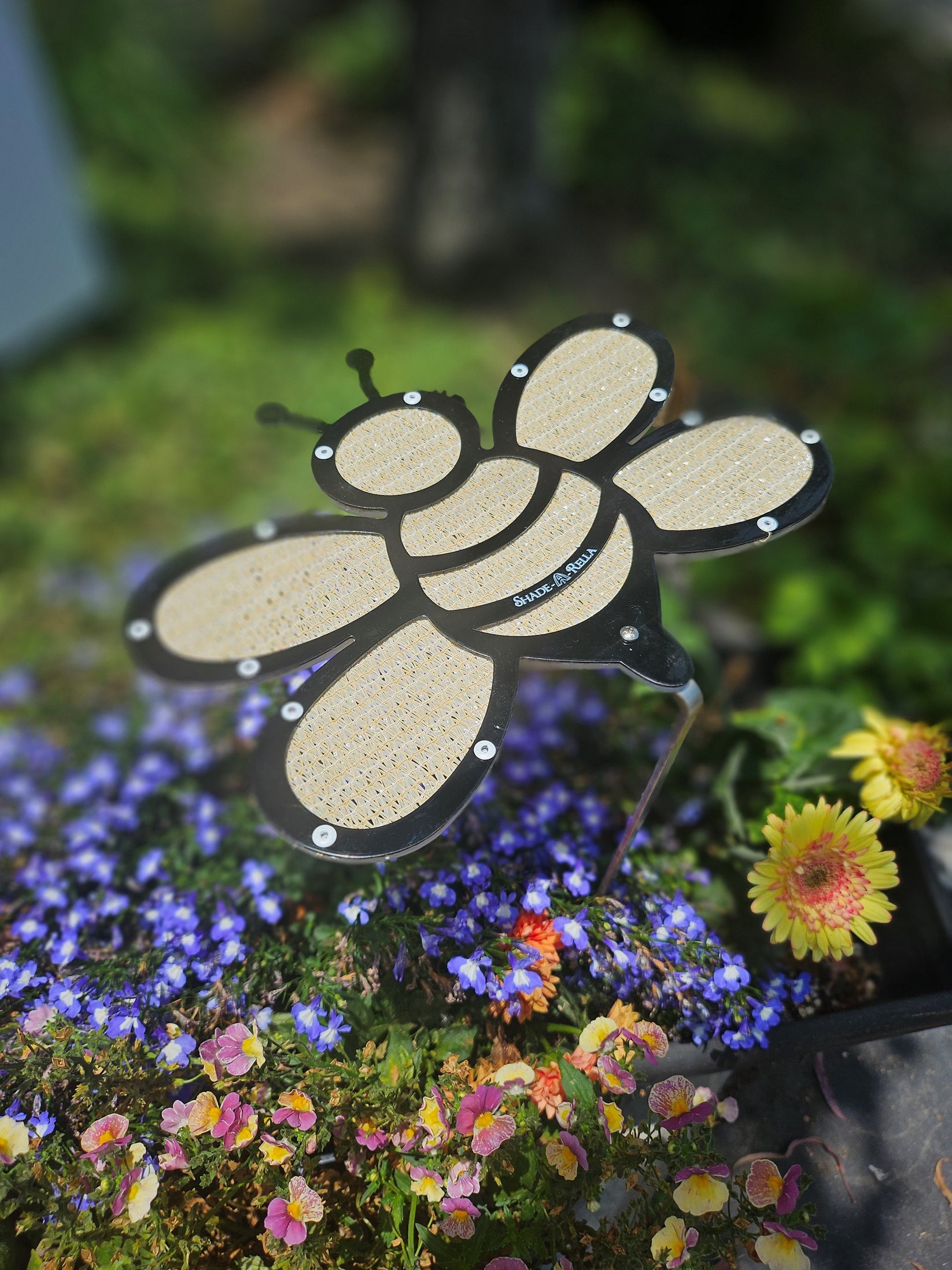 10 inch Bee, Black frame with light Yellow 90% shade cloth – Shade-A-Rella